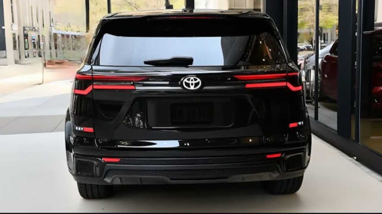 Toyota Innova Venturer 2026 Varian Bensin: Ulasan Lengkap Mesin 2.0L ...