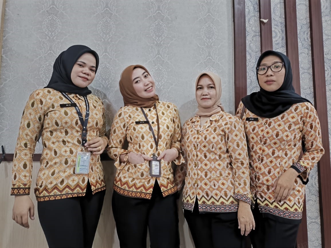 Lebih Segar, Mekar, dan Muda, Seragam Batik Nanas Pemkot Prabumulih ...