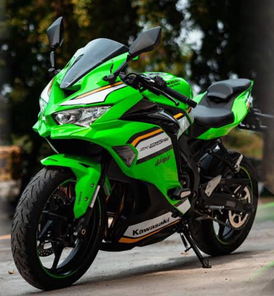 Kawasaki Ninja ZX-25RR KRT Edition 2025, Sang Raja Screamer 250cc ...
