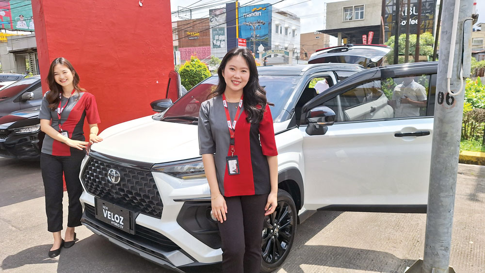 Veloz Hybrid EV: Interior Premium & BBM Lebih Irit 40%