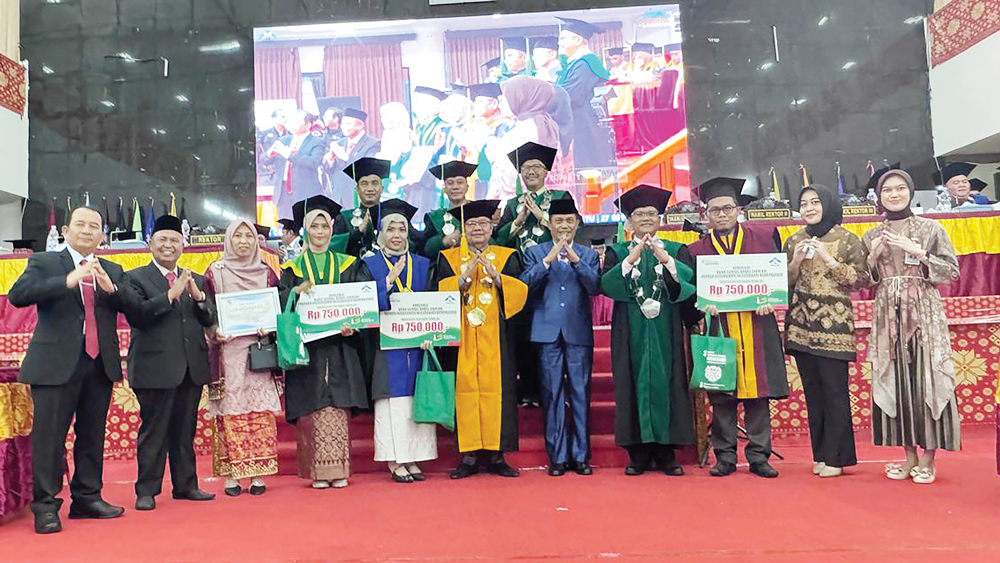 Wisuda ke-94 UIN Raden Fatah: 1.125 Lulusan Siap Berkontribusi untuk ...