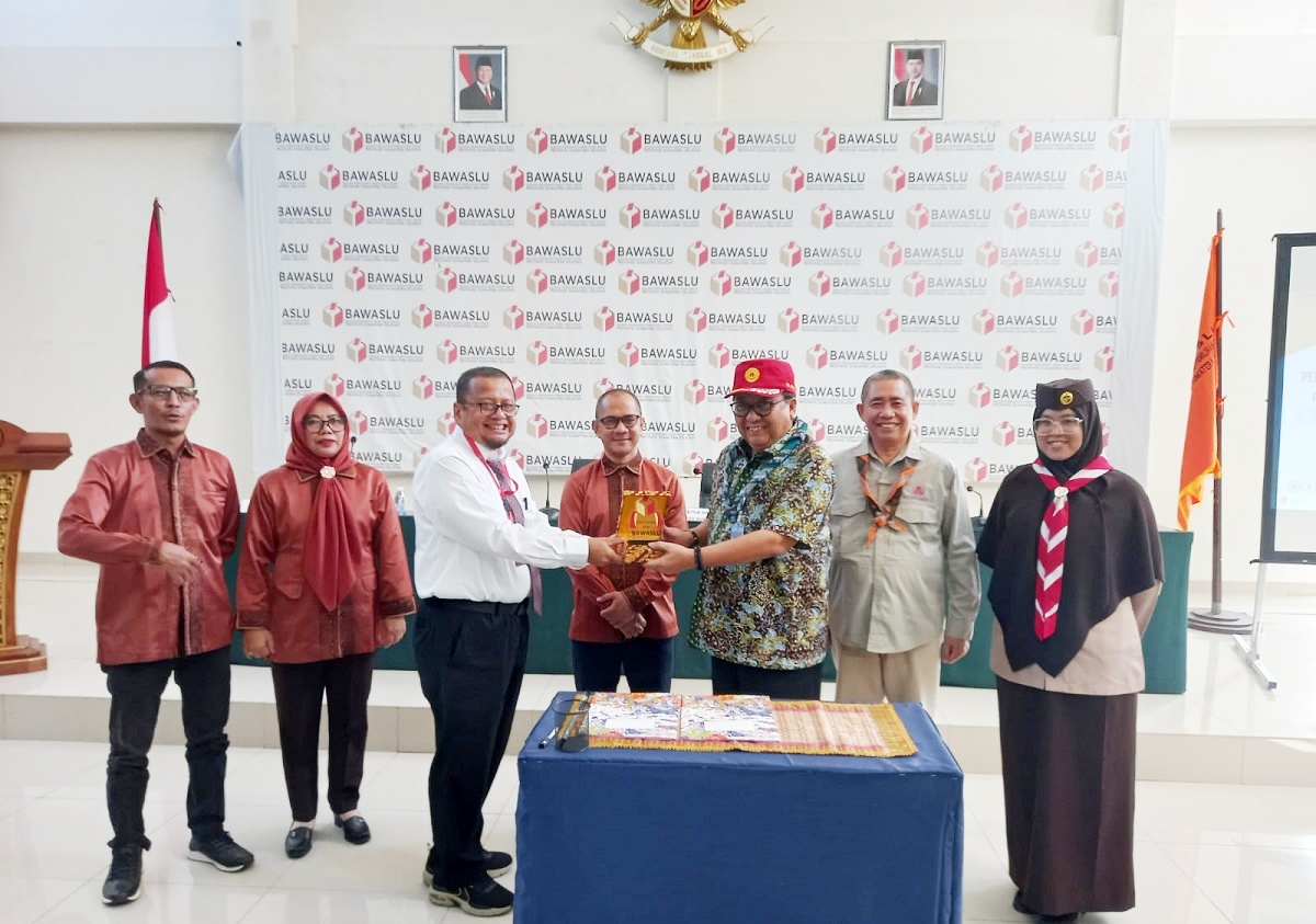 Bawaslu Sumsel dan Kwarda Pramuka Bersinergi Wujudkan Pengawasan Pemilu ...
