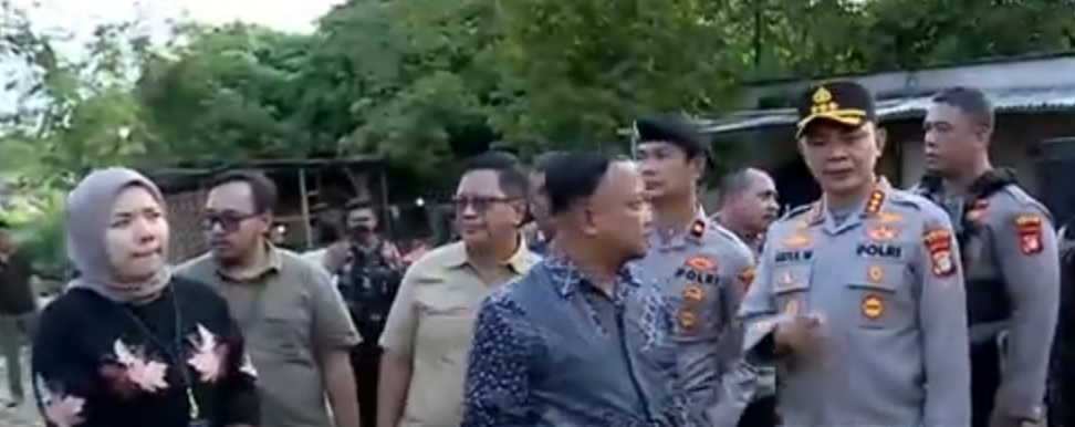 Kompolnas Investigasi Mobil Polisi Dibakar Tangkap Ketua Ormas ...