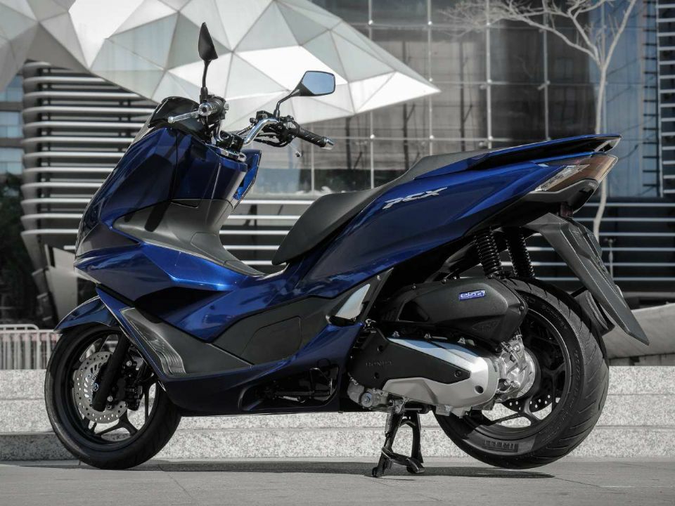 Honda PCX 160 2026 Hadir Dengan Penyegaran, Kenyamanan atau Teknologi ...